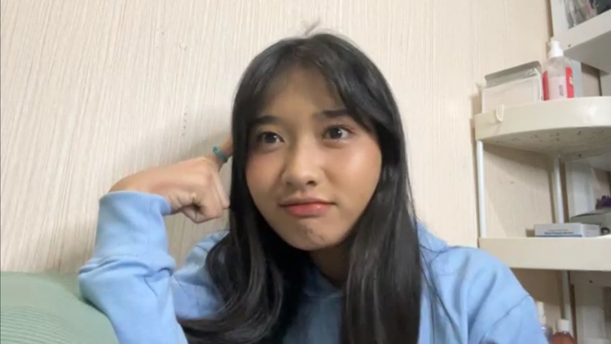 deka on Twitter: "biru dikit *cekrek * mumet dikit *cekrek cekrek. upload! #iklan # ...