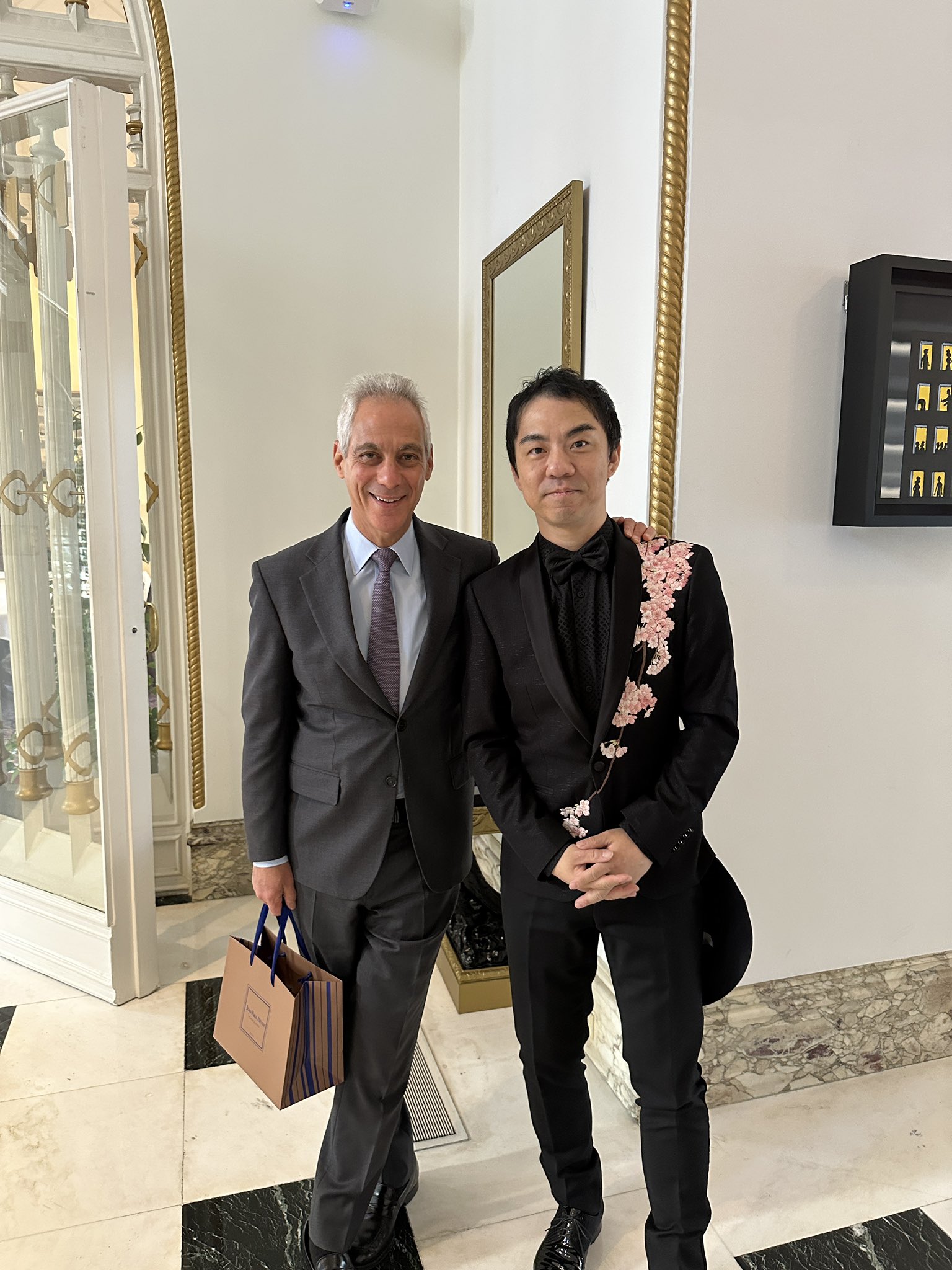 Masa Takumi On Twitter 駐日米国大使のラーム•エマニュエル様にご招待頂きアメリカ大使館にご挨拶に行ってきました‼️
