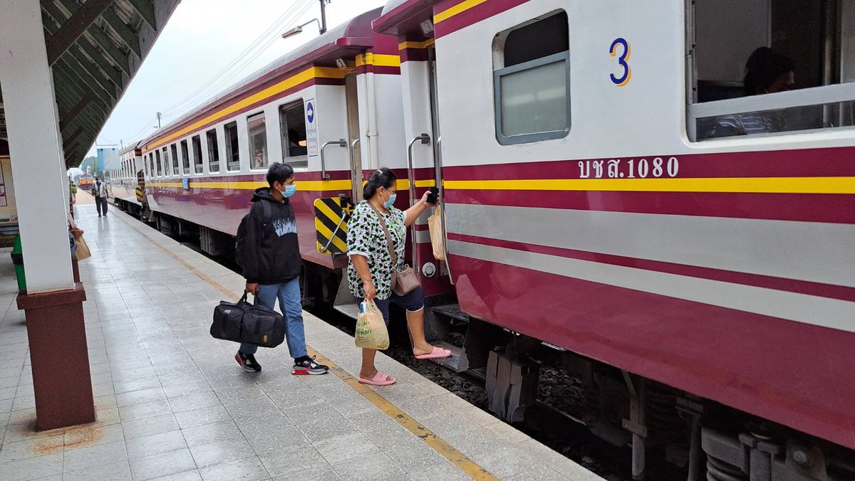 Thai Train Guide on Twitter: "These trains had to stop short: 🚂 Ordinary No. 201 🚂 Ordinary No ...