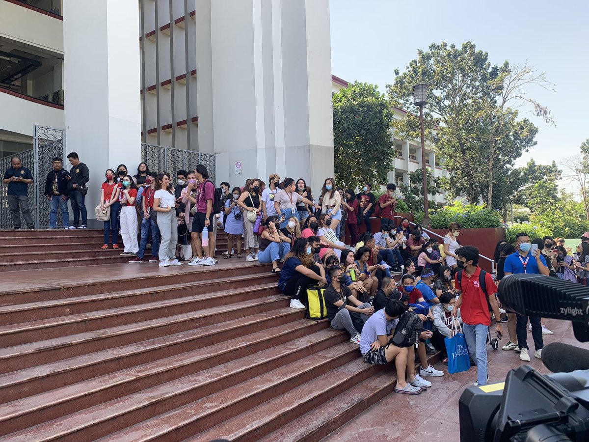LOOK: Spectators are here at Palma Hall of the University of the ...