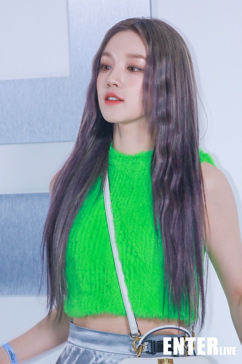 雨你琦航 for YUQI ̈ on Twitter: "RT @yuqiriiin: Yuqi and fendi is perfect combination #Yuqi_Fendi"