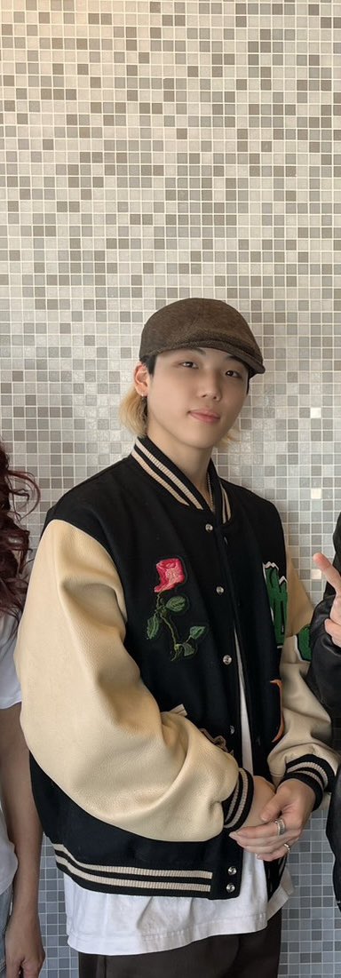 🧢🏴☠️𝕣𝕒𝕥𝕠𝕥𝕠𝕟 🙋🤤😏🛹🍙🧢はじめるぜ☺️🥸🍣🦥🗝 On Twitter シュントめっちゃ可愛いの着てる😍 ️ Shunto