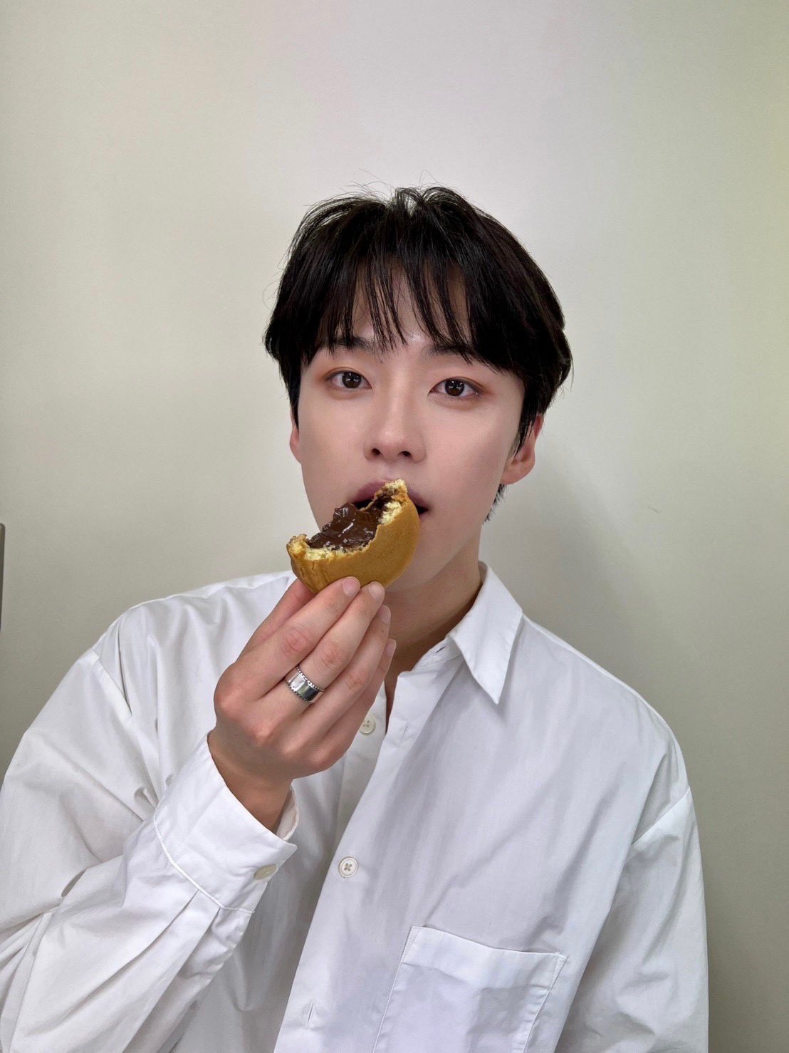 JO1 on Twitter: "[#河野純喜] マーチンさんに頂いた大判焼！チョコたっぷり！ ステージは本当に貴重な機会で、重圧が凄かったけど、凄すぎてやってやろって気になりました ...