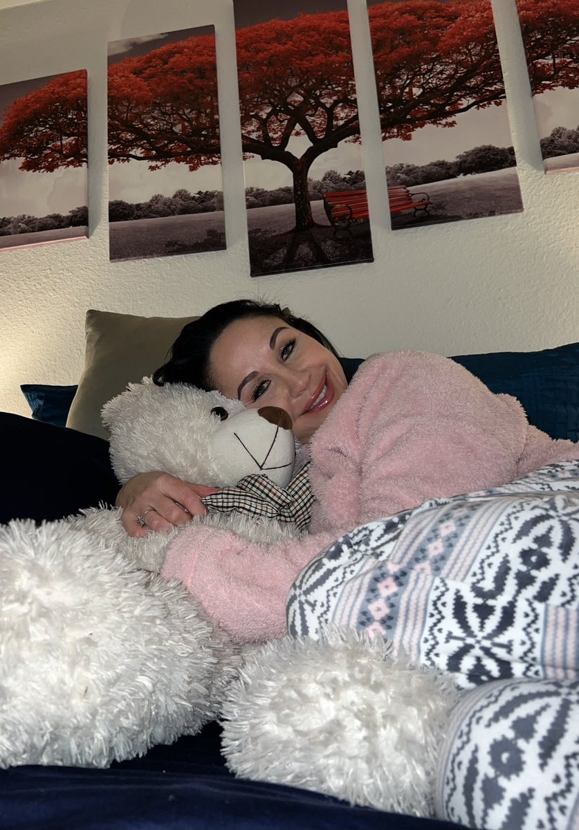 Ms Jewell Marceau On Twitter Its Snuggle Up Warm Sleepy Time With