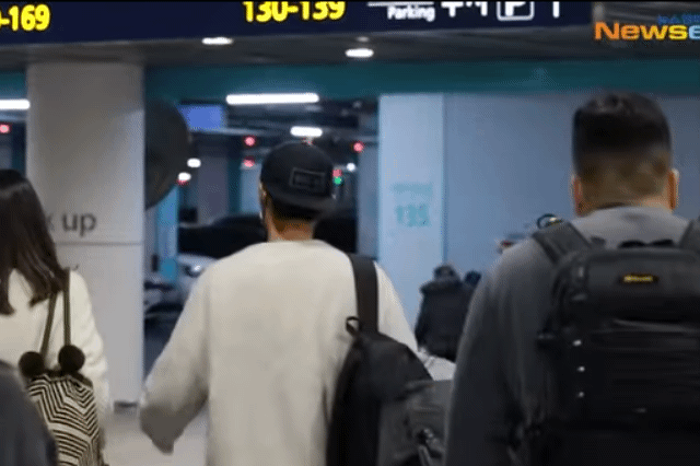 인스티즈(instiz) on Twitter: "송중기 결혼발표 전후... (링크에 더있어요👉) https://instiz.net/pt/7328126"