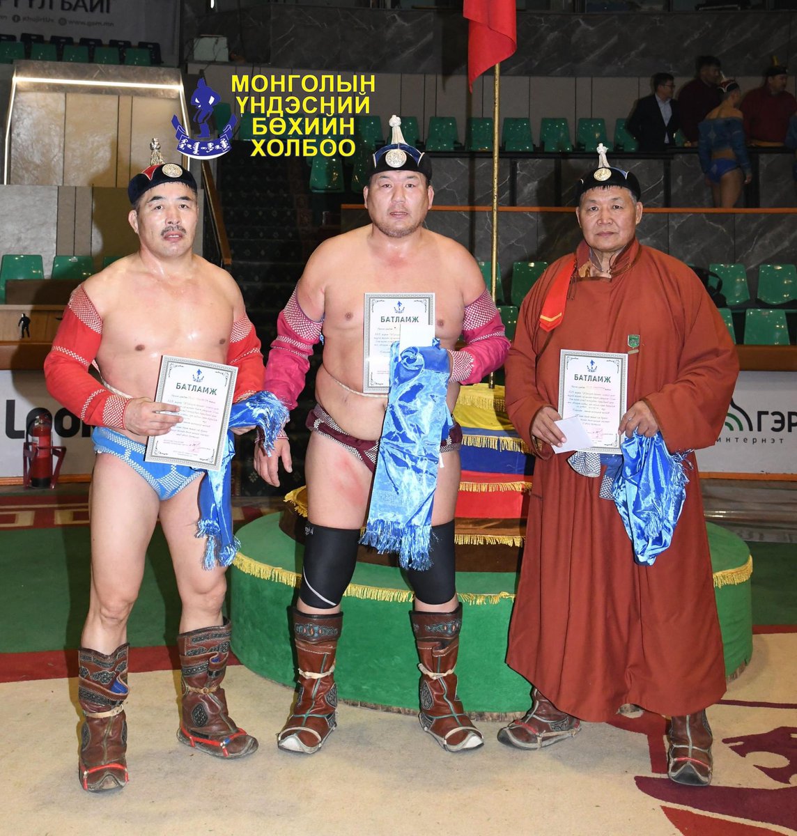 Т Өсөх Ирээдүй On Twitter сар шинийн цуврал барилдааны 50 с дээш насны бөхчүүдийн барилдаанд