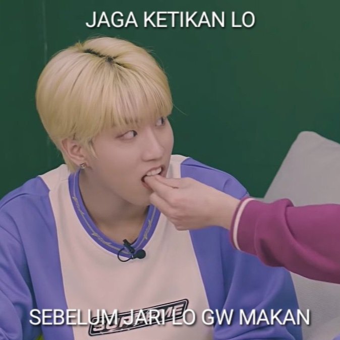 Story Kids on Twitter: "-tsk punten sender mau nyetor meme drop meme skz yang kalian punya"