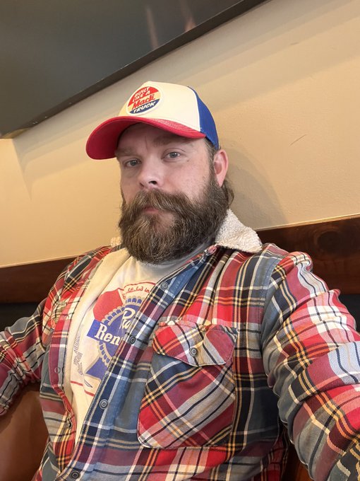 TW Pornstars - Hunter Harden. Pictures and videos from Twitter.