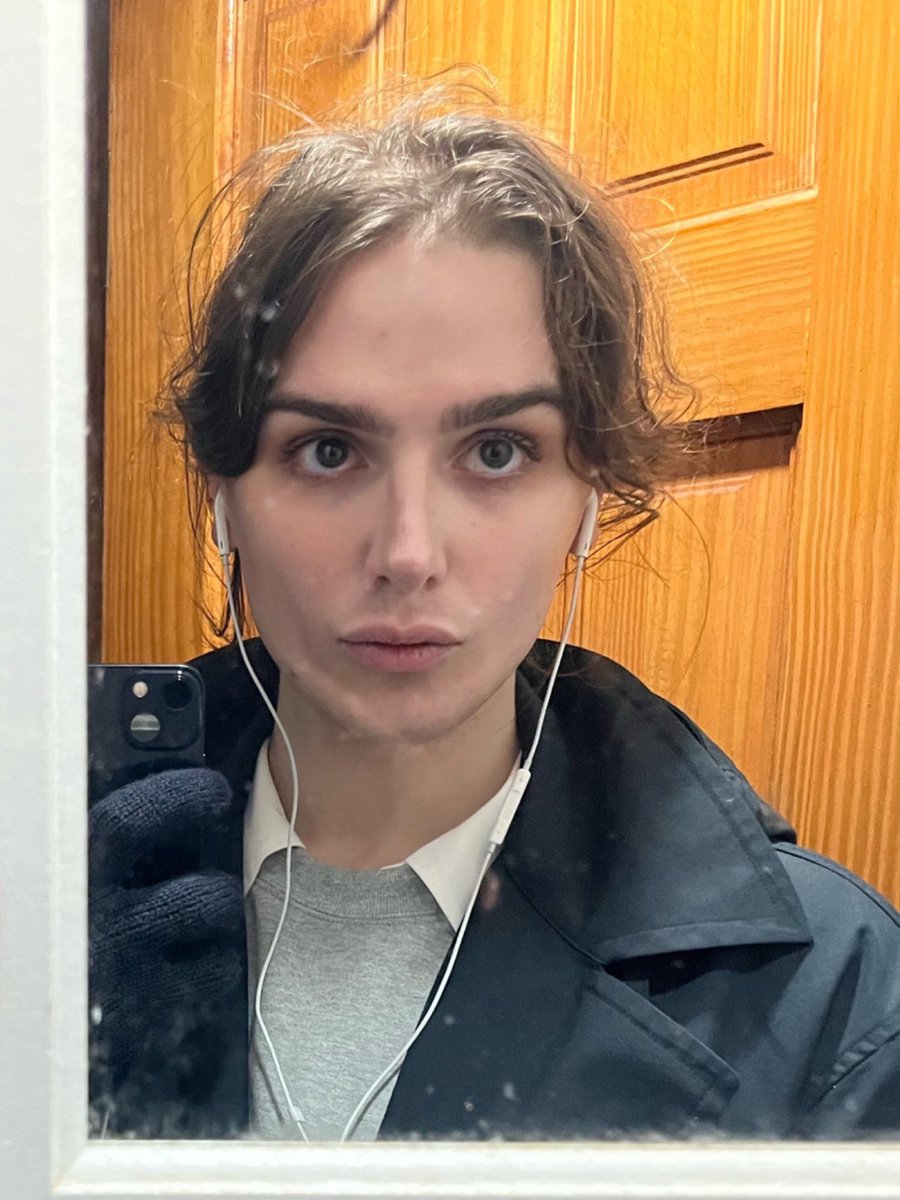 Claire Penis on Twitter: "Look at my vessel dog I’m going to hell 😩🤯🤣"