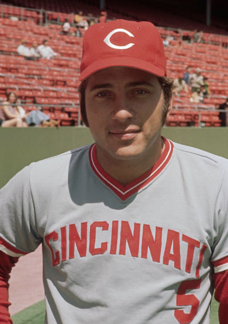 Bring this cap back Reds, if you dare. Stirrups Now! @uniformcritic