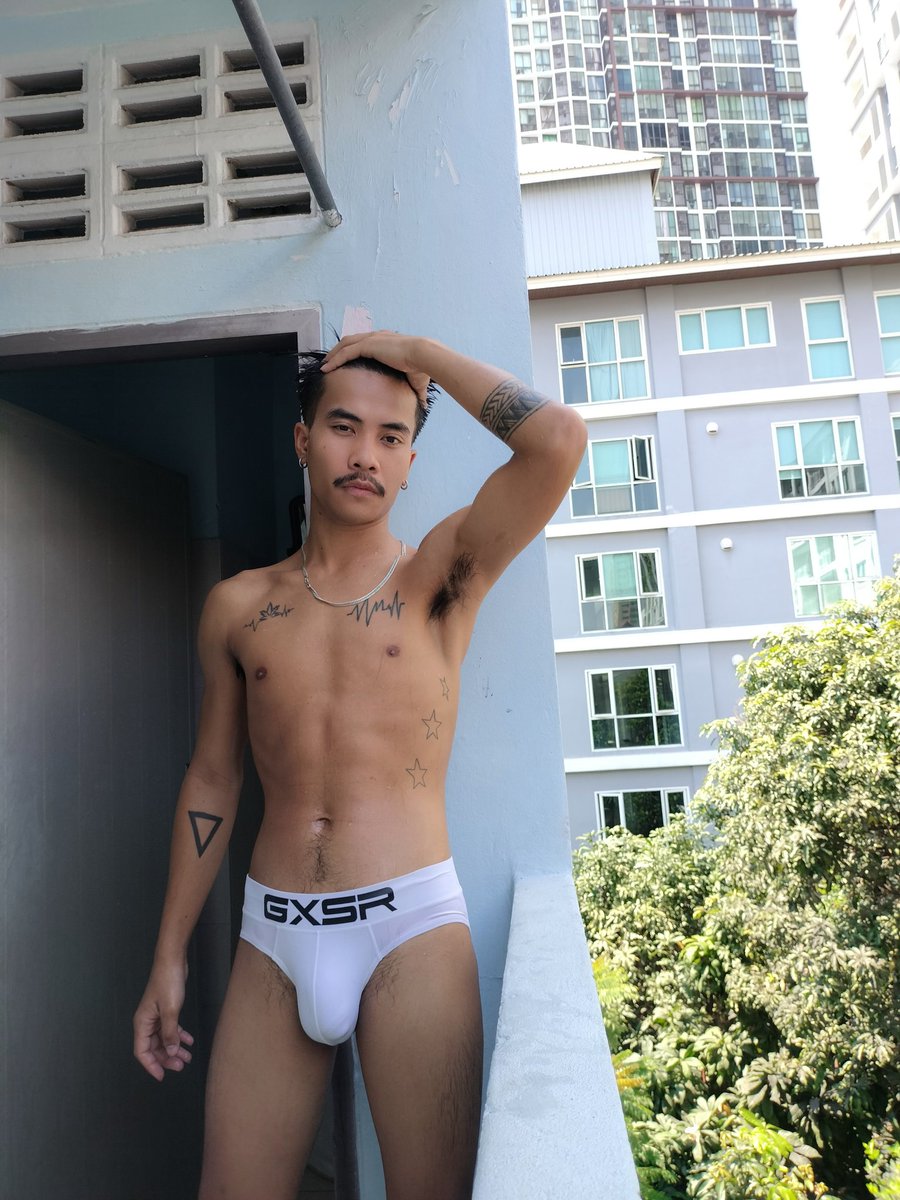 Phayu Greg payu on Twitter: "สวัสดีครับ💚"