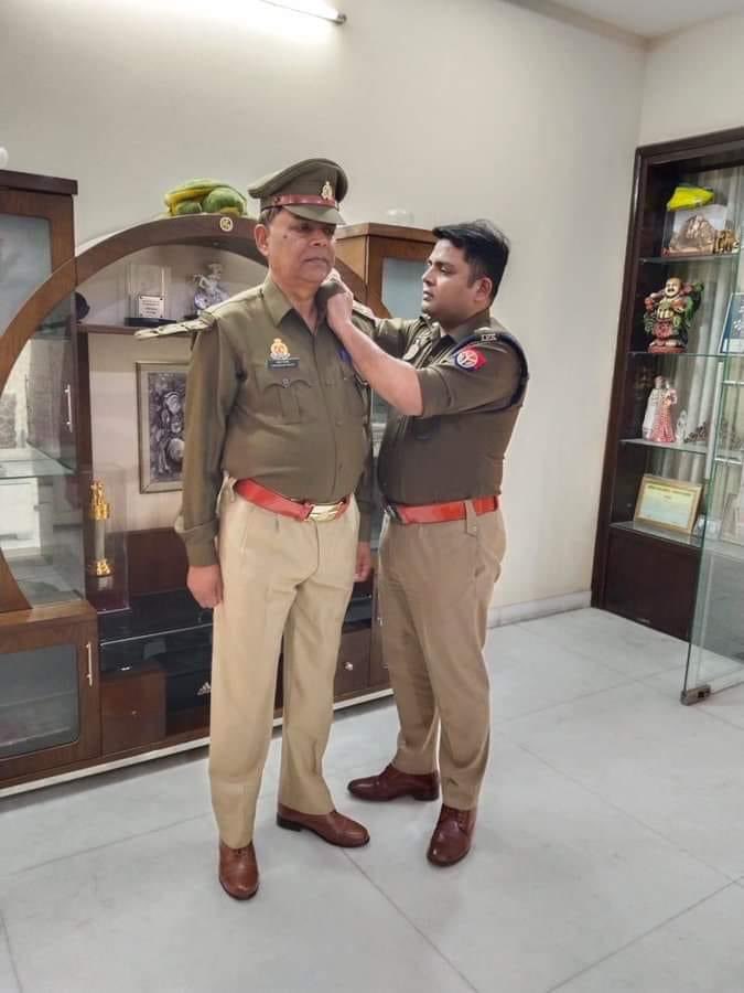Chandru on Twitter: "RT @Gagan4344: #ProudMoment for Janardan Singh as his IPS son Anoop Singh ...