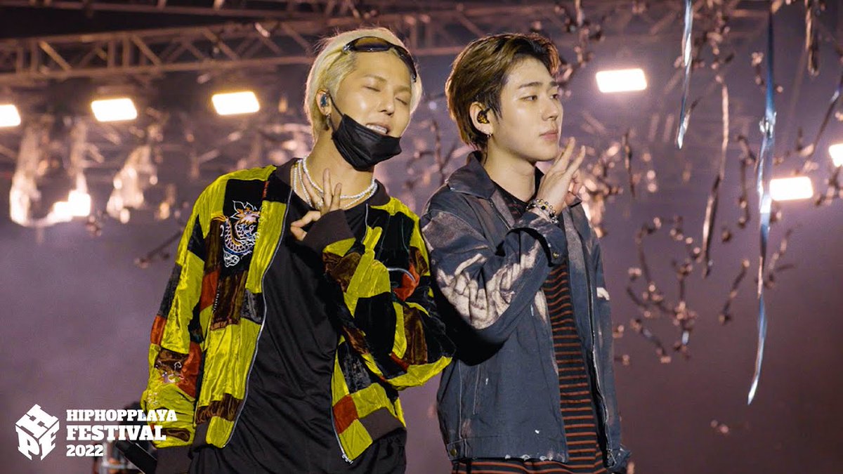 OLAM - MINO 송민호 on Twitter: "RT @OnlyLookAtMino: [‼️] MINO and ZICO performing OKEY DOKEY live ...