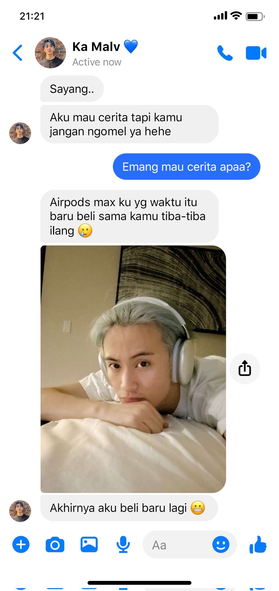 Nan 🍑👑 on Twitter: "Clumsy boyfriend — Markno two tweets au The J twins & Mas Pacar universe ...