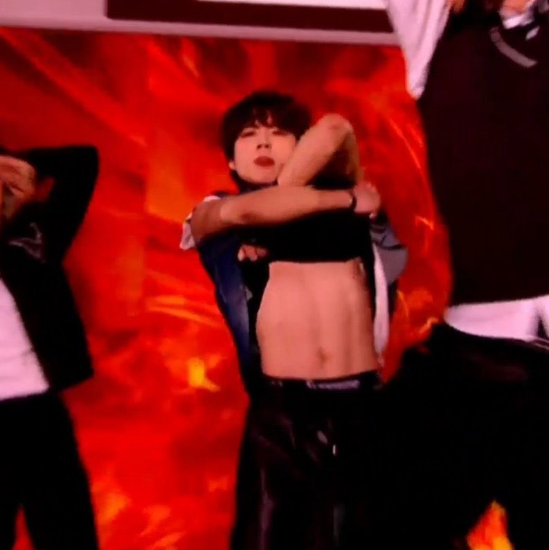 Legendary Kpop Abs ♂️ on Twitter: "2109. Geonu / JUST B"