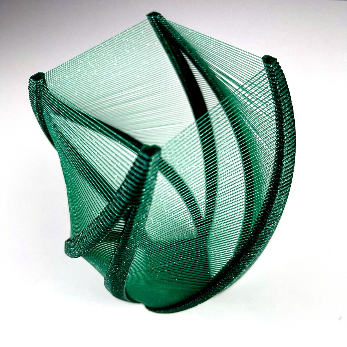 Bambu Lab on Twitter: "While bridging may be intimidating to some, @3DPrintBunny turned it into ...