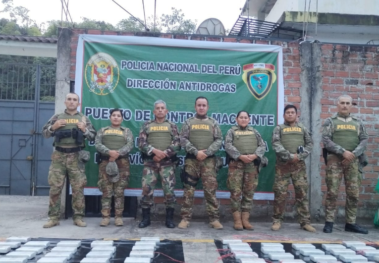 Policía Nacional Del Perú On Twitter ¡intervienen A Sujetos Con Droga