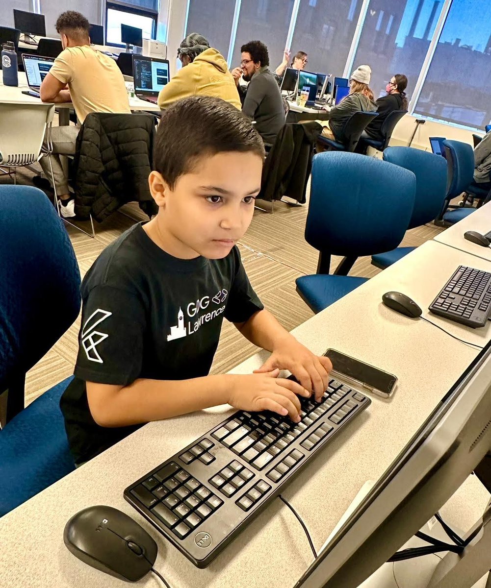 Roman Jaquez on Twitter: "Our last #FlutterForward Extended GDG Lawrence wrapped up with a bang ...