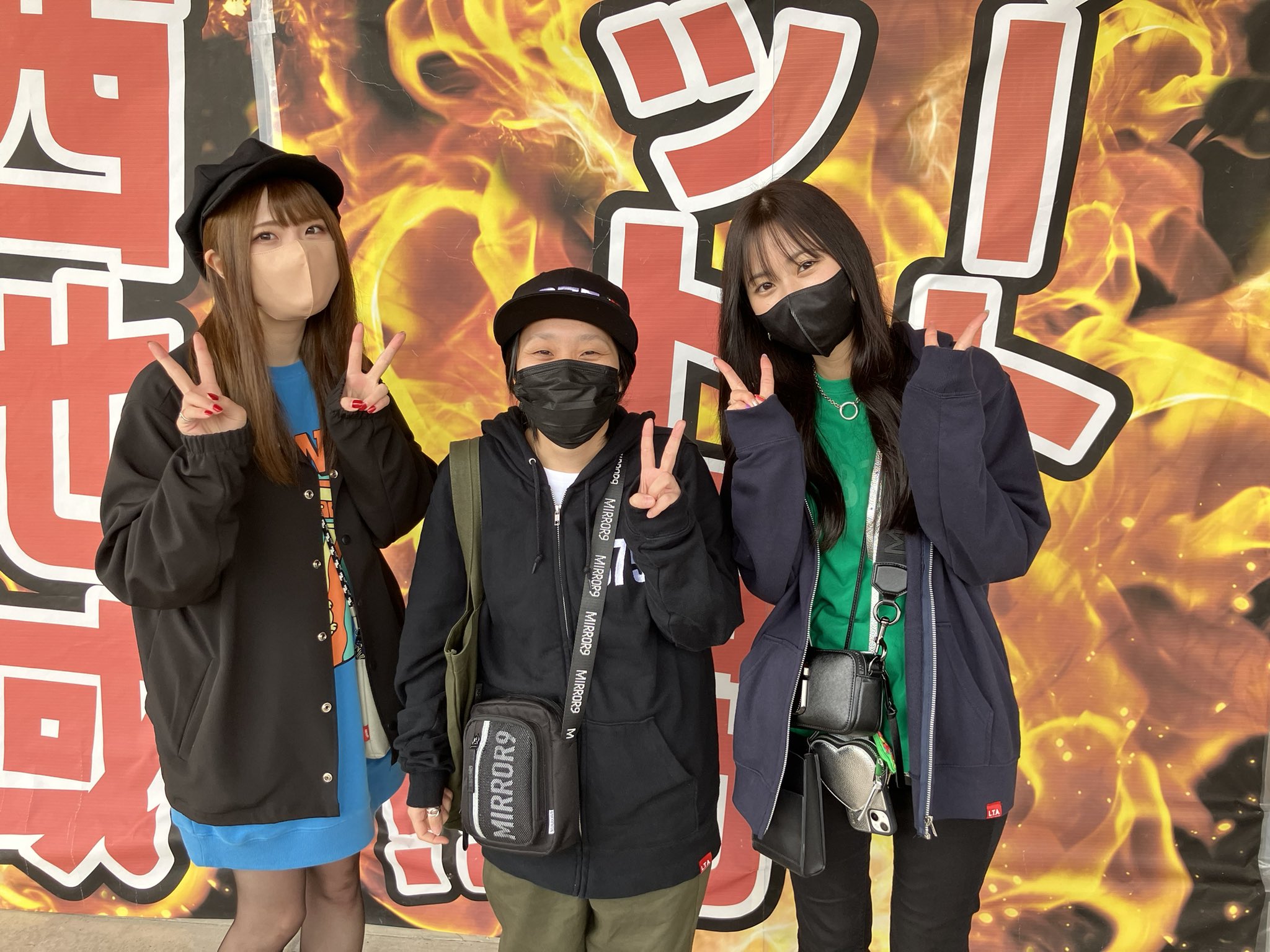 やのりな on Twitter: "バナさんin愛知県🥴 サバイバルハンター!!! 実戦は昨日から脳内VVVになってたからもちろんヴァルヴレイヴ！ さらに脳内ヴァルヴレイヴになりましたとさ😝 ...