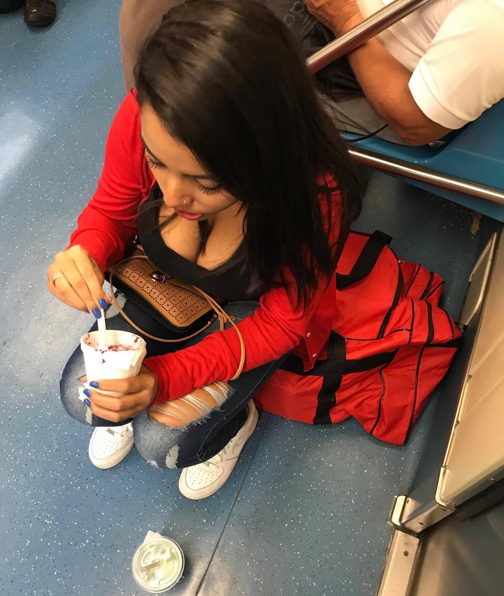 Downblousebabes3 On Twitter Down Her Blouse While Eating Ice Cream