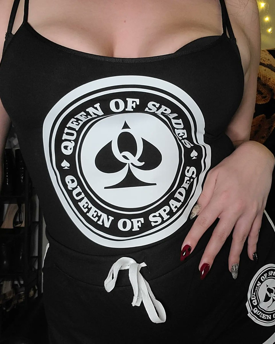 ♠️ The Elite QOS ♠️ on Twitter: "🐍 Always wearing it proudly ♠️ Shop @official_qos 🔥 ...