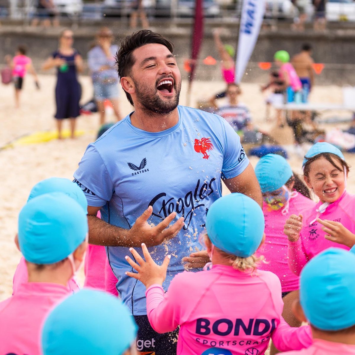 Sydney Roosters 🐓 on Twitter: "Bondi Nippers turning it on! Thanks for having us guys🐓🌊 #EastsToWin"