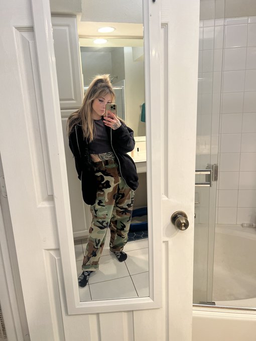 TW Pornstars - Awlivv (good Girl Era). The latest pictures and videos ...