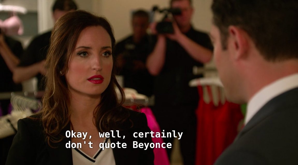 🧛🏻🦇 on Twitter: "acted this out with Amanda she sucks"