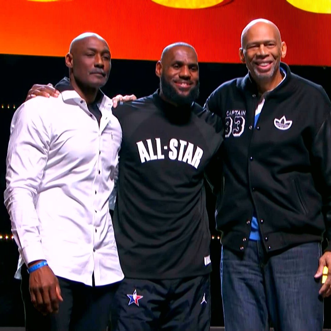 Hoop Central on Twitter: "LeBron x Kareem x Malone. 🔥 https://t.co/MFwRgQaK64" / Twitter