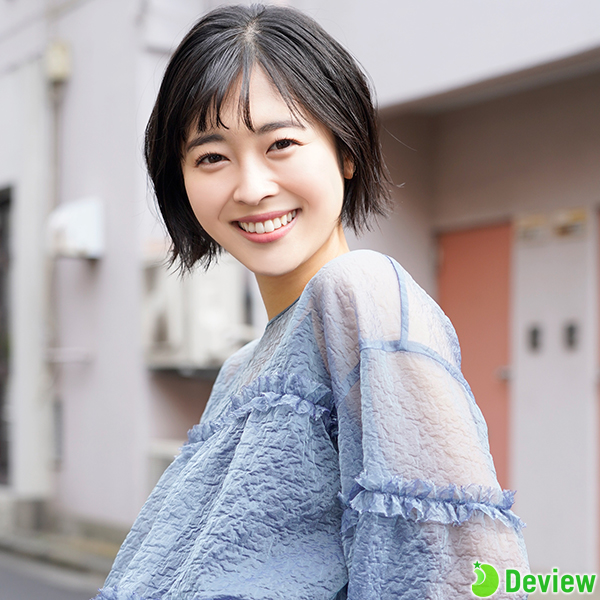 Deview ／ デビュー on Twitter: "／ 📺本日、2月20日（月）第7⃣話放送 \ 『女神の教室～リーガル青春白書～』出演 天野向日葵役／ #河村花 インタビュー 「台本を ...