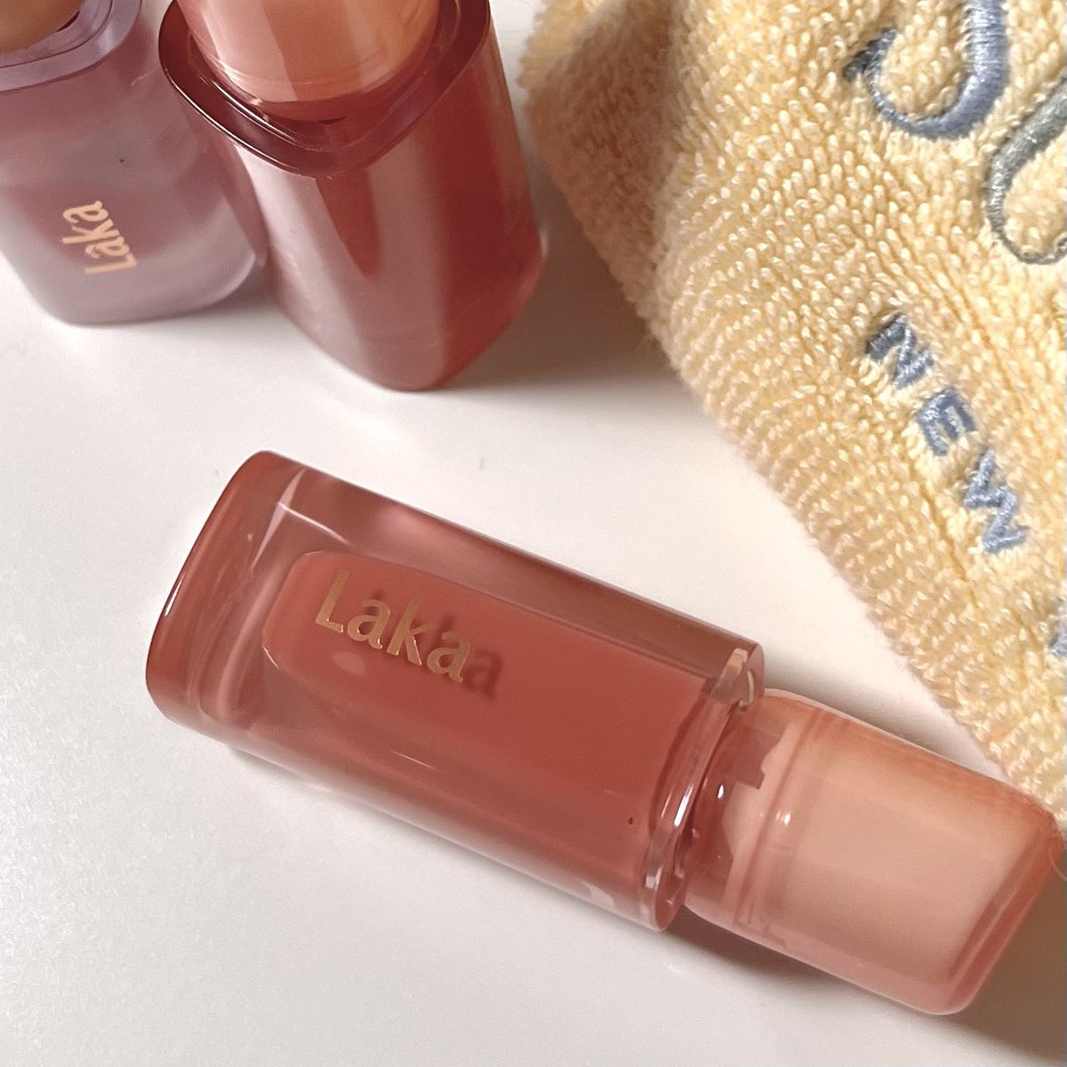 R 💐 on Twitter: "Laka 304 สวยมากกกกกกกกกกกกก จดไว้เลยว่าต้องมี 🥺 สีส้มพีชแบบสดใส ละมุนสุดดดทาได้ ...