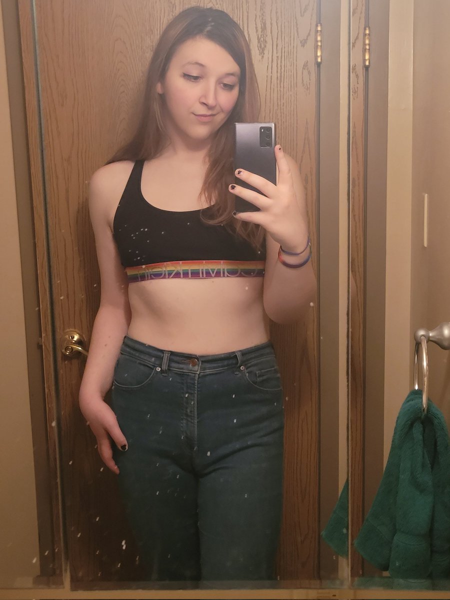 Samus 🐶💕 On Twitter Friendly Reminder That My Hips Are Literally So