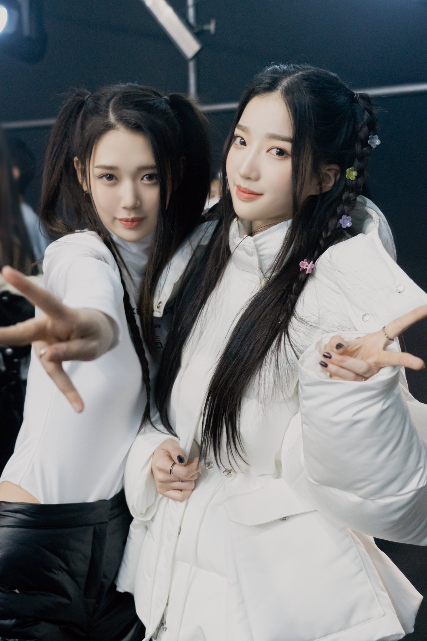 tripleS official on Twitter: "dijkstra theory S8-S5 #tripleS #트리플에스 ...