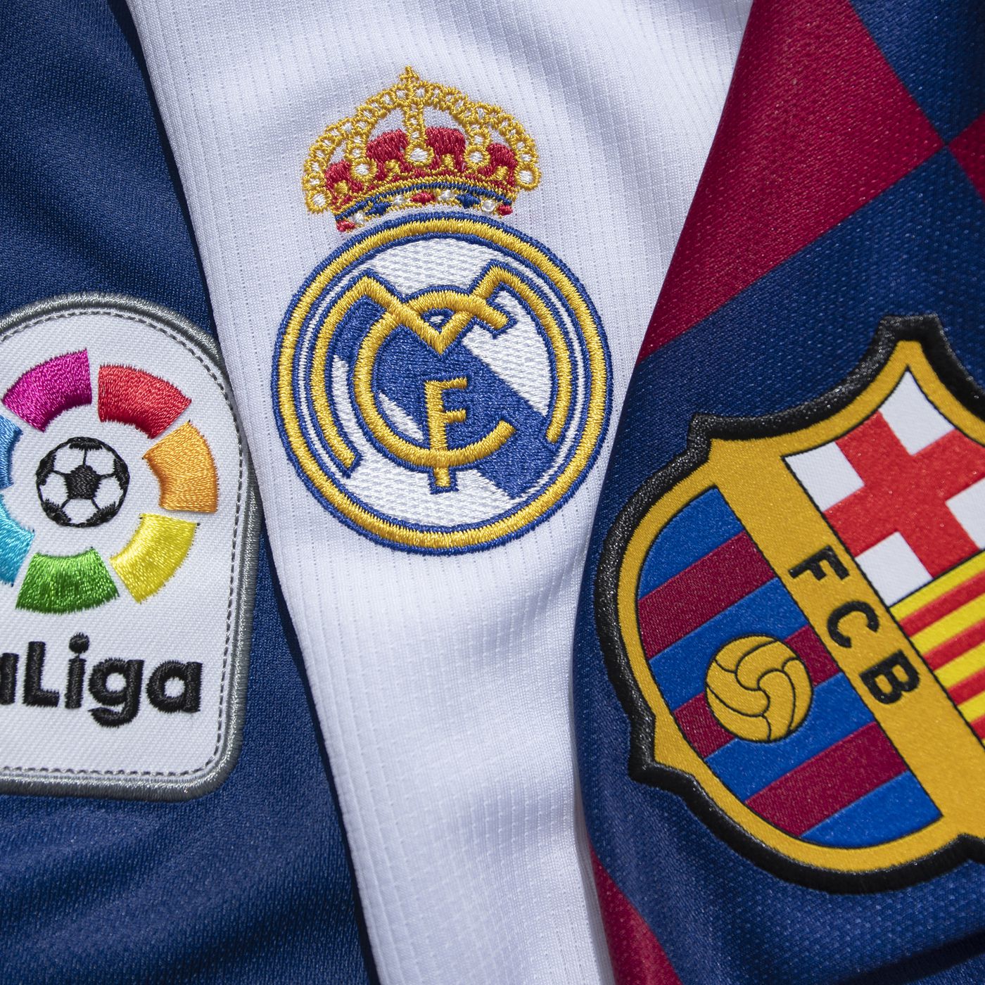 Damian on Twitter: "@maciek19911 Najwięksi rywale/wrogowie. Każdy taki gest ze strony Realu ...