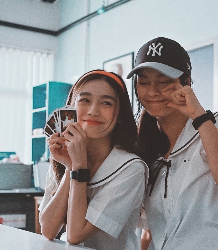 Casitas🥴Jotitas on Twitter: "RT @lesbocine: Vocês estão preparados para esses GL tailandês que ...