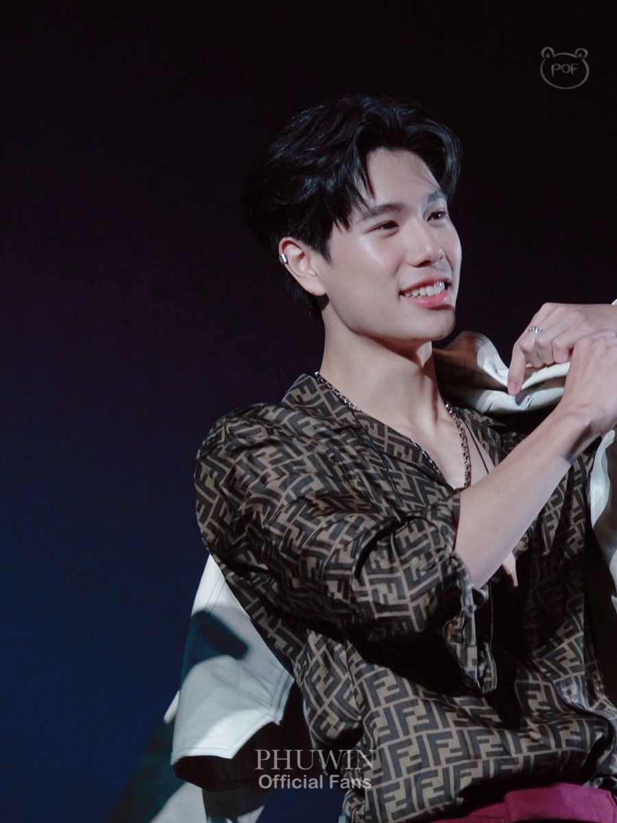 ชาเขียวนมสด on Twitter: "RT @PhuwinOfficial: 『 #PondPhuwinFMinPP 』 บรรยากาศงาน POND PHUWIN 1st ...