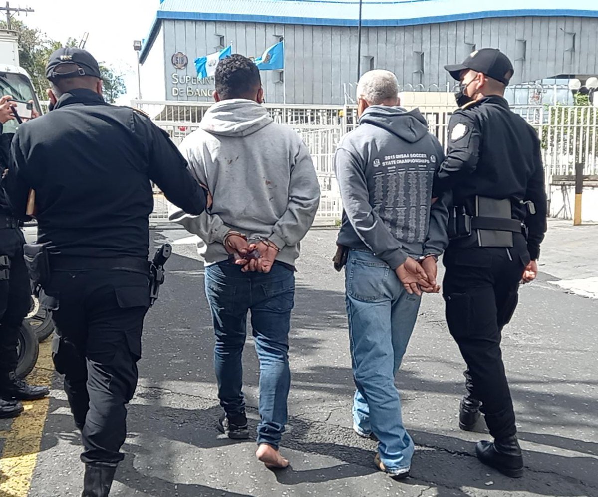 Pnc De Guatemala On Twitter Padre E Hijo Presuntos Asaltantes