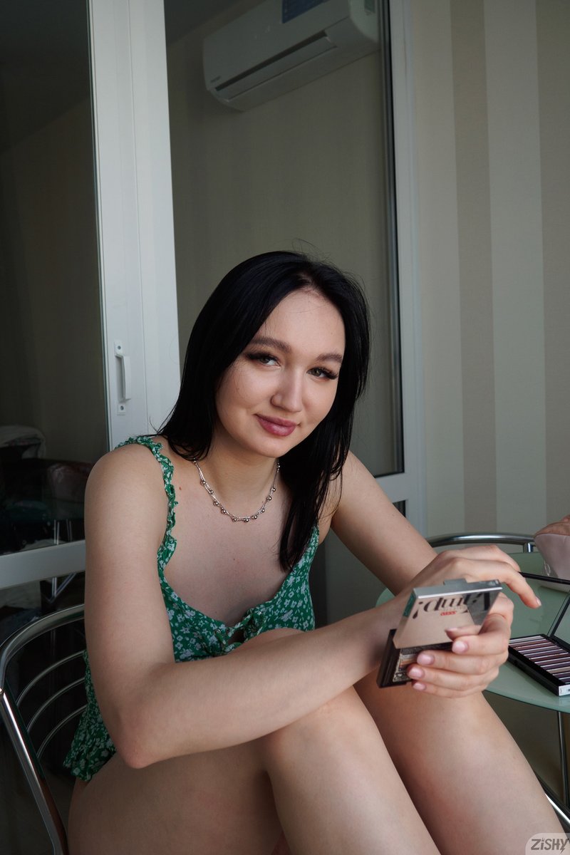 Zishy.com on Twitter: "New Zishy with Stacy :)"