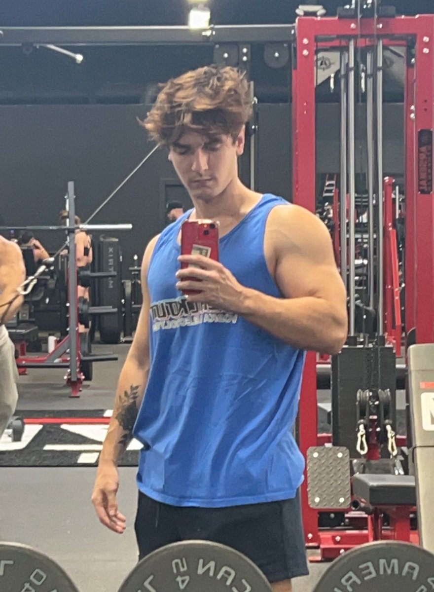 Bryce Hall on Twitter: "Update: 190 lbs Goal: 200 lbs"