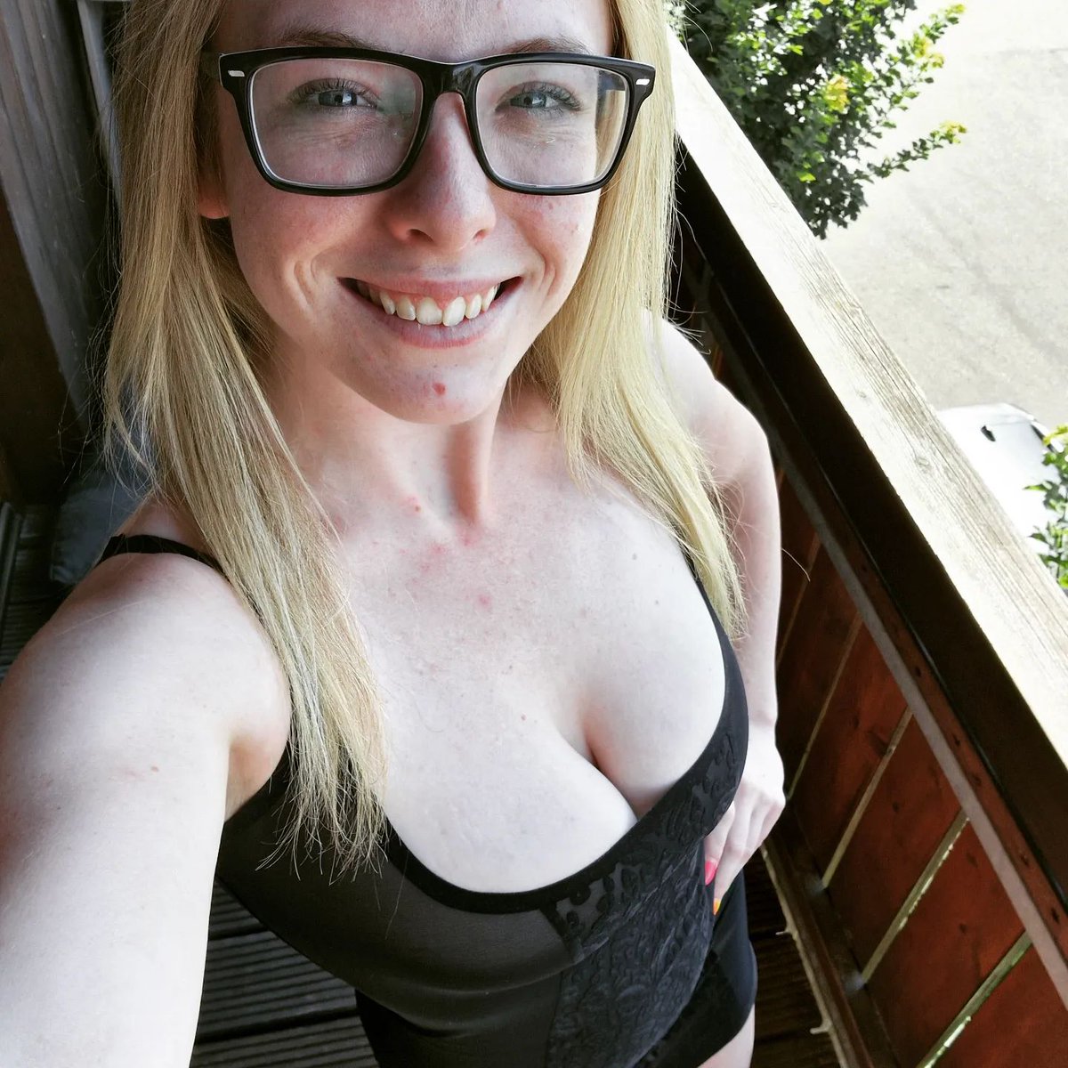 Vika Models on Twitter: "Hasta La Vista http://miaadler.de"