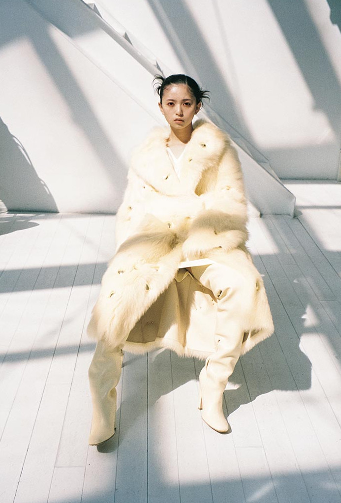 sweet on Twitter: "齋藤飛鳥が『BOTTEGA VENETA』で魅せる【齋藤飛鳥 連載 FASHION FRUITS】 | https://t.co/xKlWfjwmiV ...