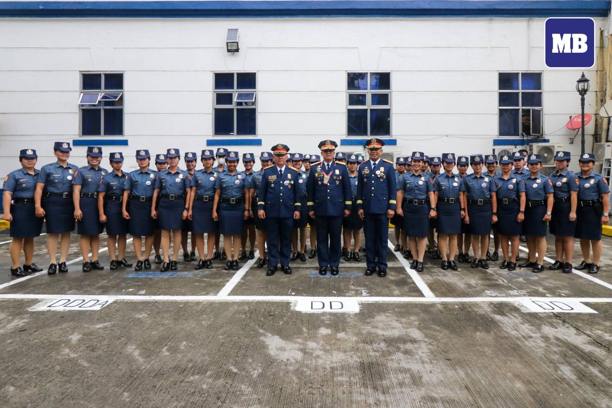 PNP Chief General Rodolfo Azurin Jr., MPD Director Brig. Gen. Andre ...