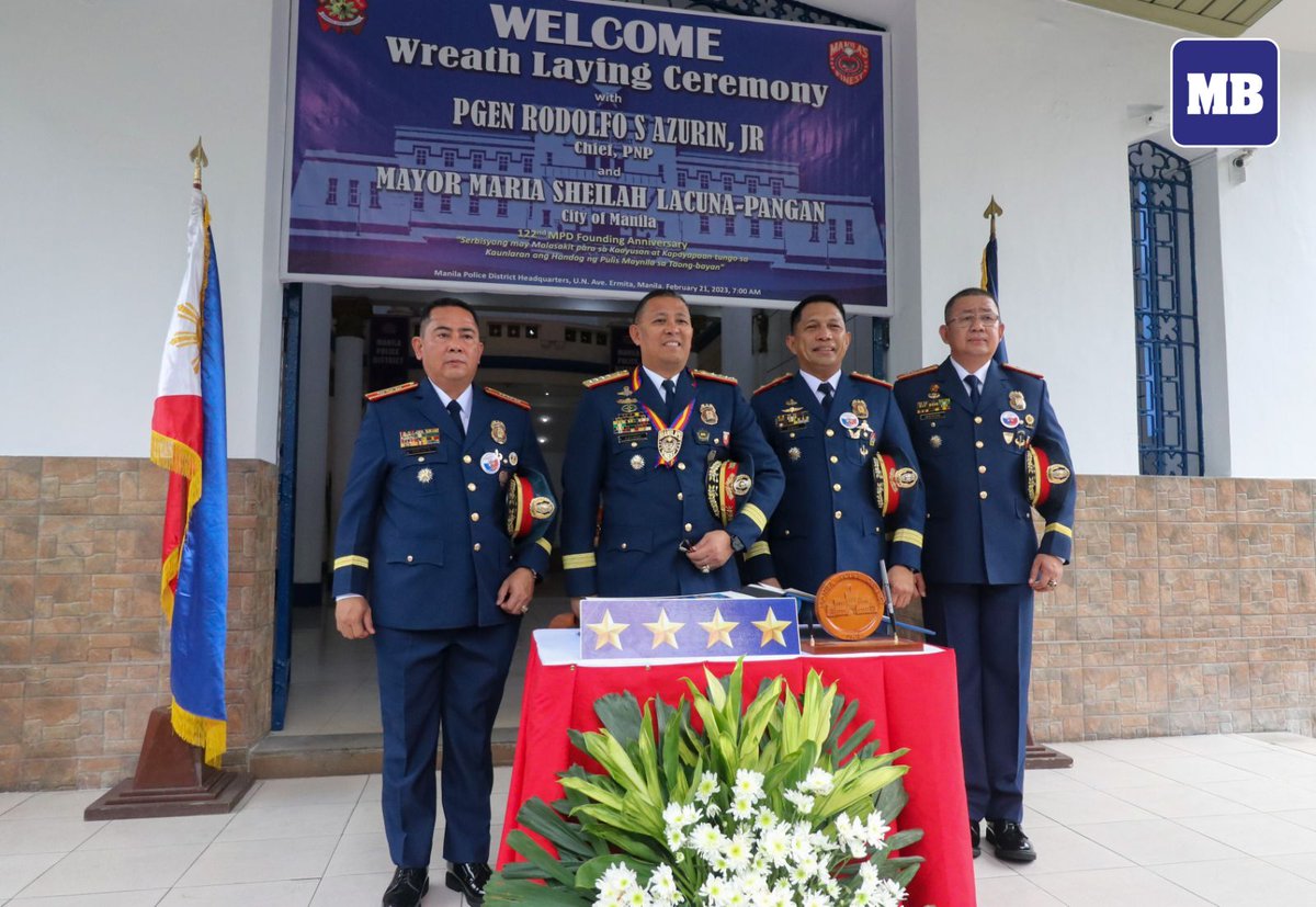 PNP Chief General Rodolfo Azurin Jr., MPD Director Brig. Gen. Andre ...