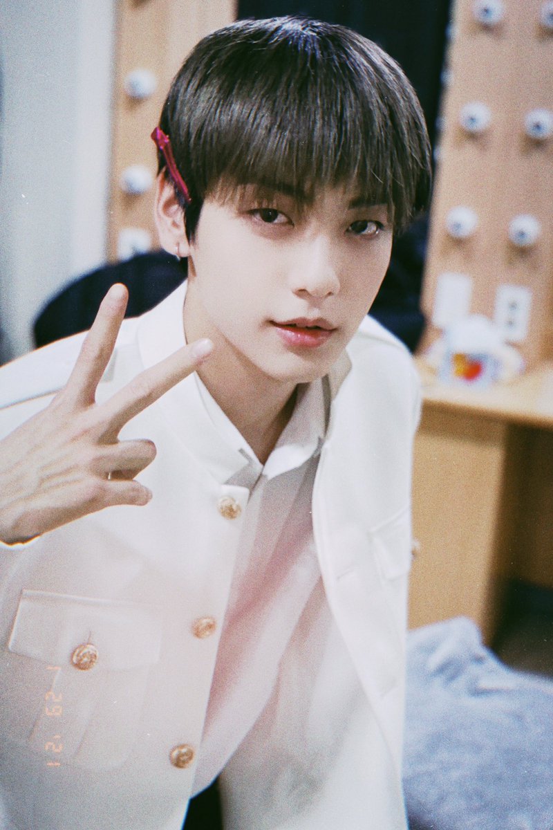 n년 전 오늘의 수빈☘️ on Twitter: "210221 TXT 위버스 (TXT JP Promotion 활동 고화질 모음.zip) 🔗http://weverse ...