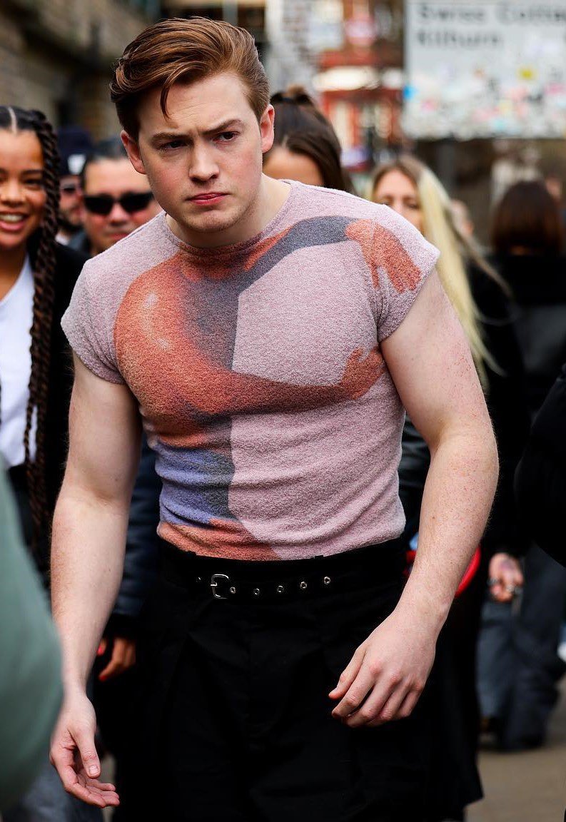 Fit Famous Males on Twitter: Fit Famous Males on Twitter: