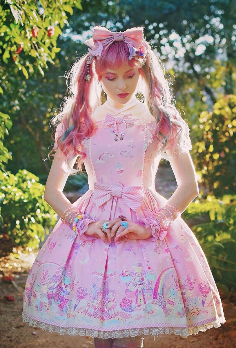 Shiri Allwood On Twitter Rt Clairemax The Princess Who Saved Herself 4 Years And 30 Pounds