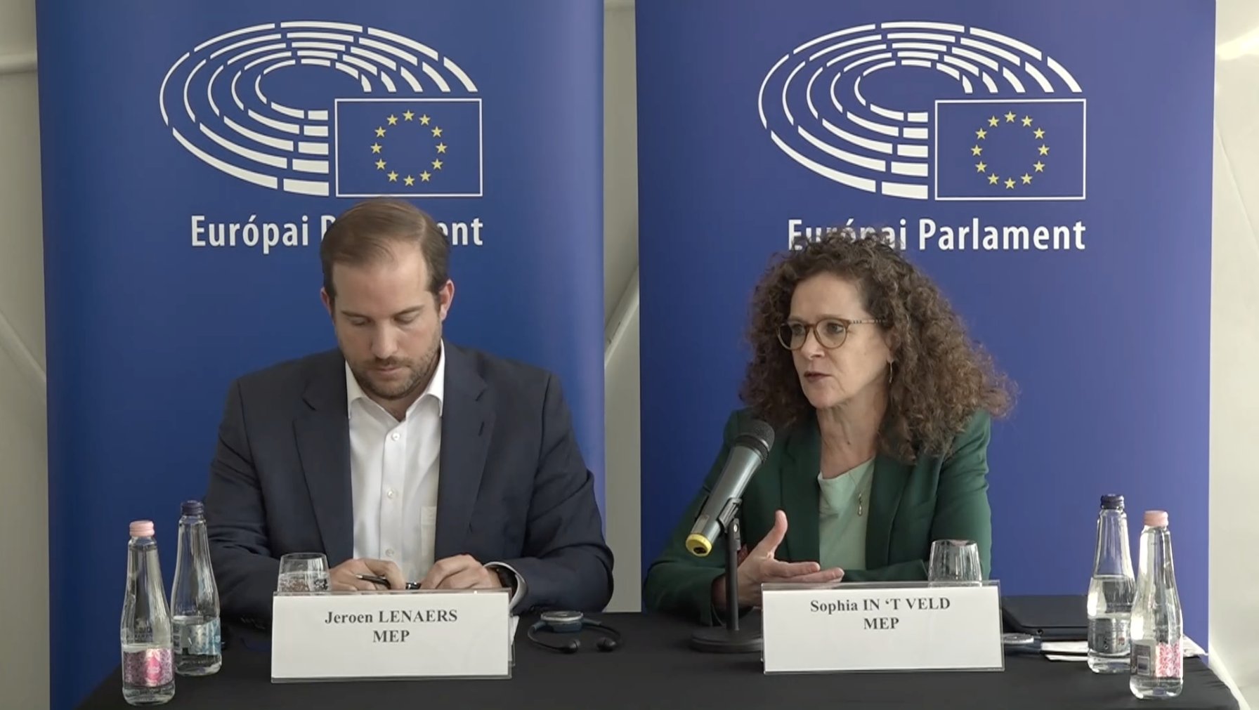 Vas Panagiotopoulos on Twitter: ".@SophieintVeld earlier today during @EP_PegaInquiry visit in ...