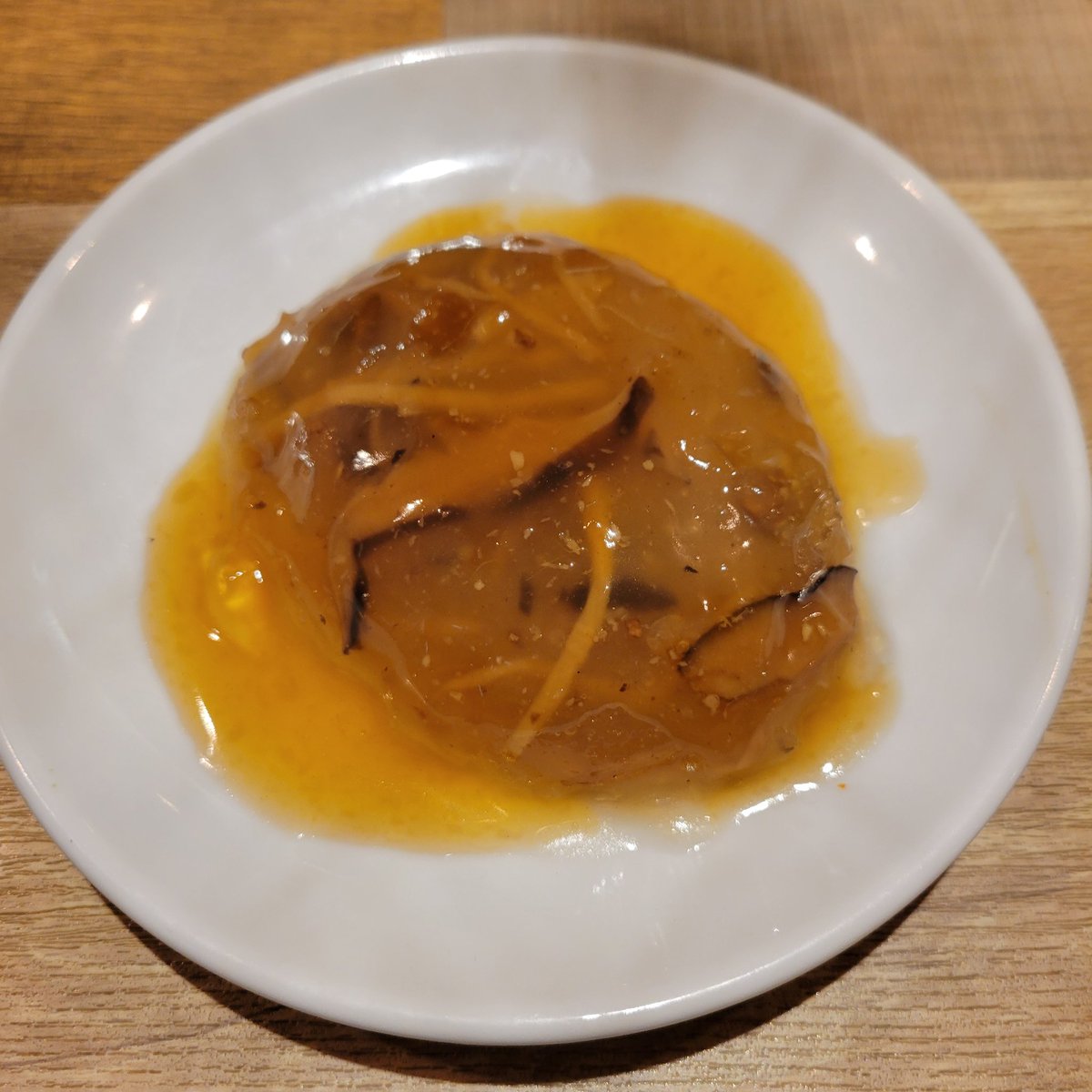 安藤なつメイプル超合金 On Twitter みんなが頑張ってる中、ジブリ飯とか食べてました。謎のぷるぷる。おじちゃん肉団子2ついれて のやつとか