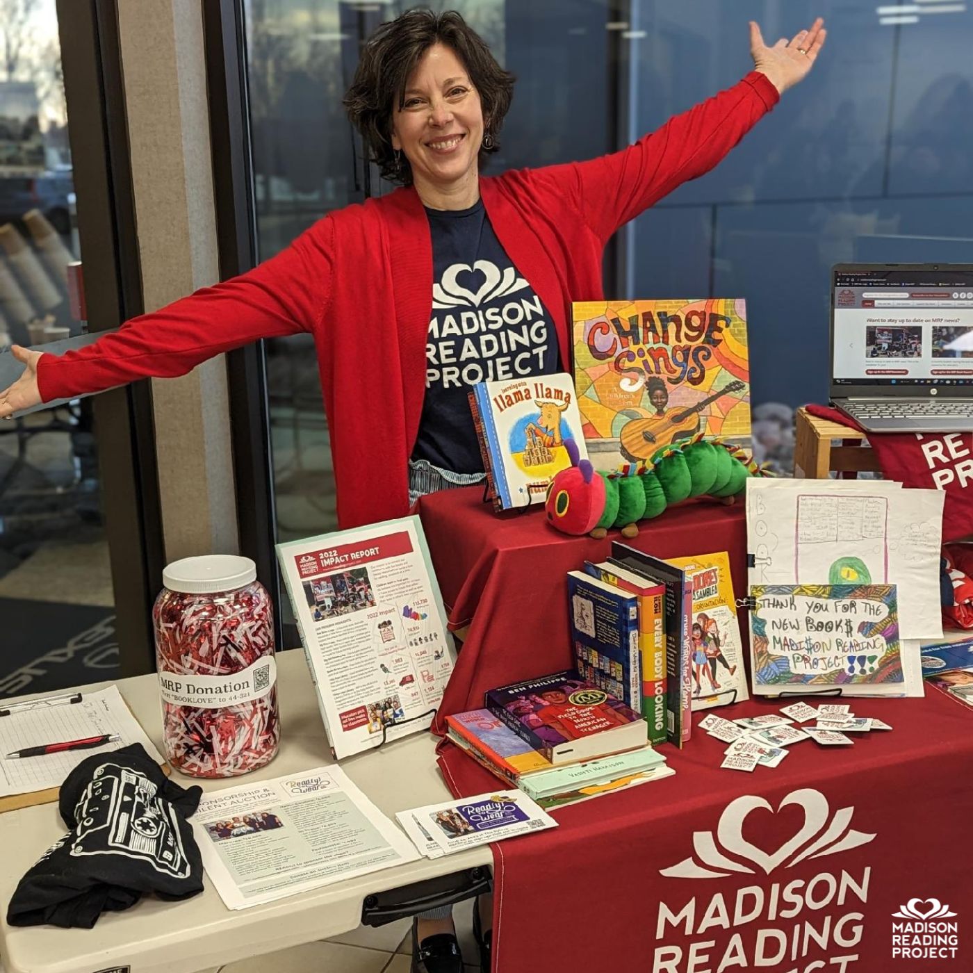 madison-reading-proj-on-twitter-we-took-the-big-red-reading-bus-to
