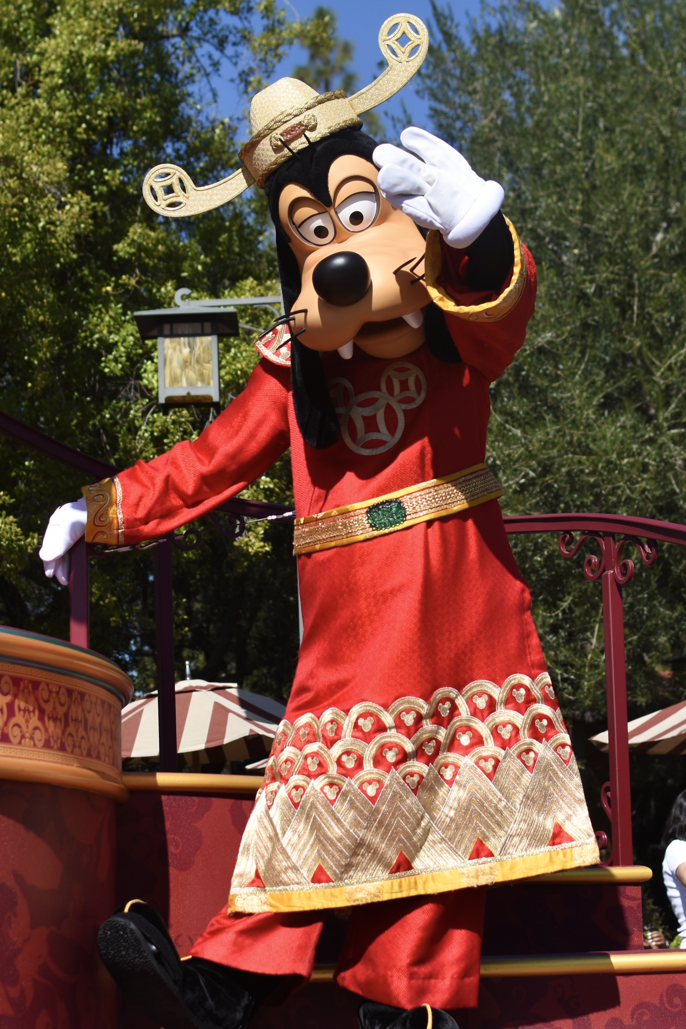 UMIUMI 2月DLR on Twitter: "Mulan's Lunar New Year Procession #umiumi_DLR旅 https://t.co/7ES8AWRXkr ...